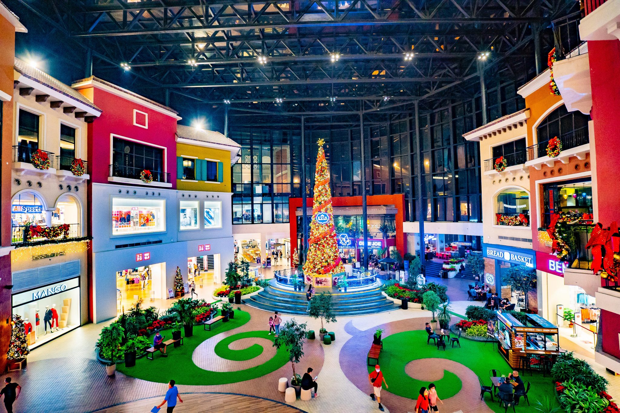 Vista Mall - Vista Mall, Starmall and Lifestyle Centers' Holiday Mall ...